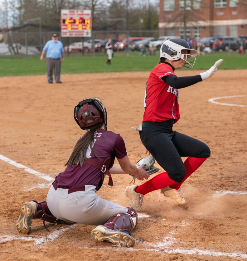 Montgomery takes field for first time in 11 days and wins big against ...